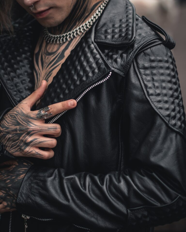 LUXURY TEXTURE – Larry Lopez